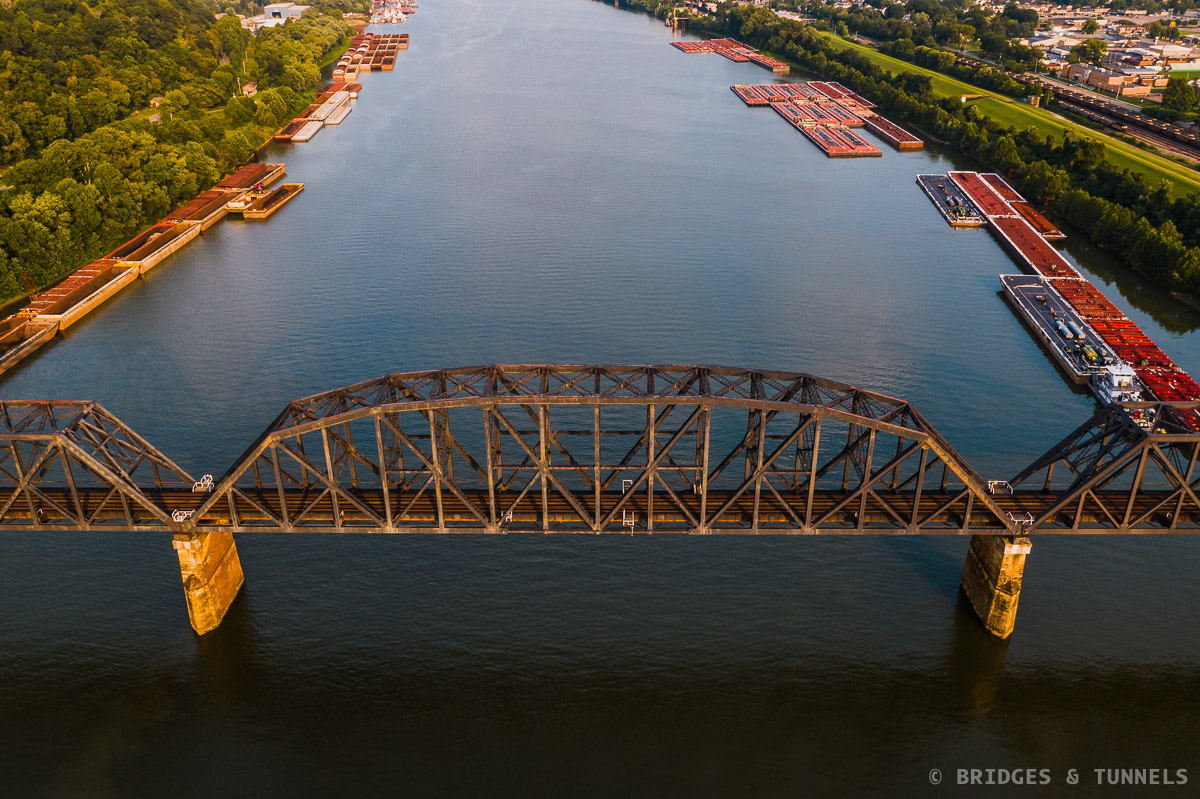 Kenova Railroad Bridge - Bridges and Tunnels