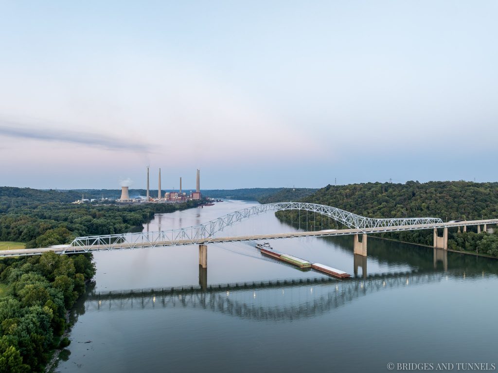 Completing the Circle Freeway: The Two River Bridges That Made It ...