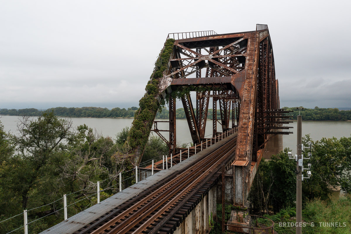 Henderson Railroad Bridge - Bridges and Tunnels