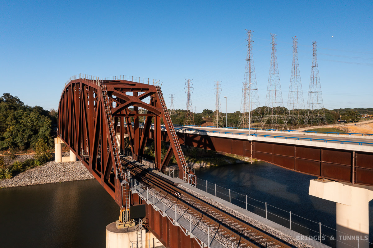 Kentucky Dam Railroad Bridge - Bridges and Tunnels