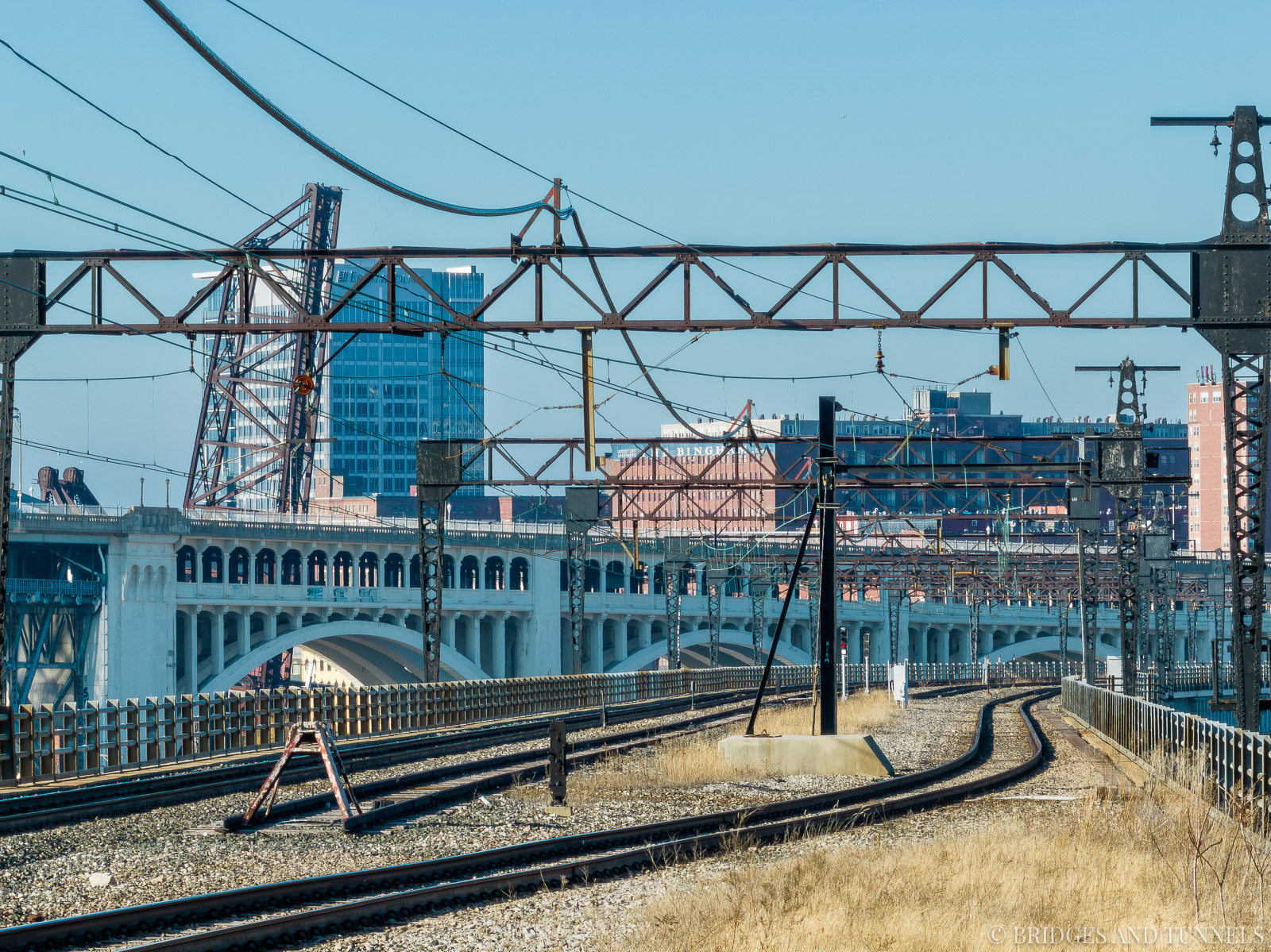 20230305-20230305-19002-Enhanced-NR - Bridges and Tunnels