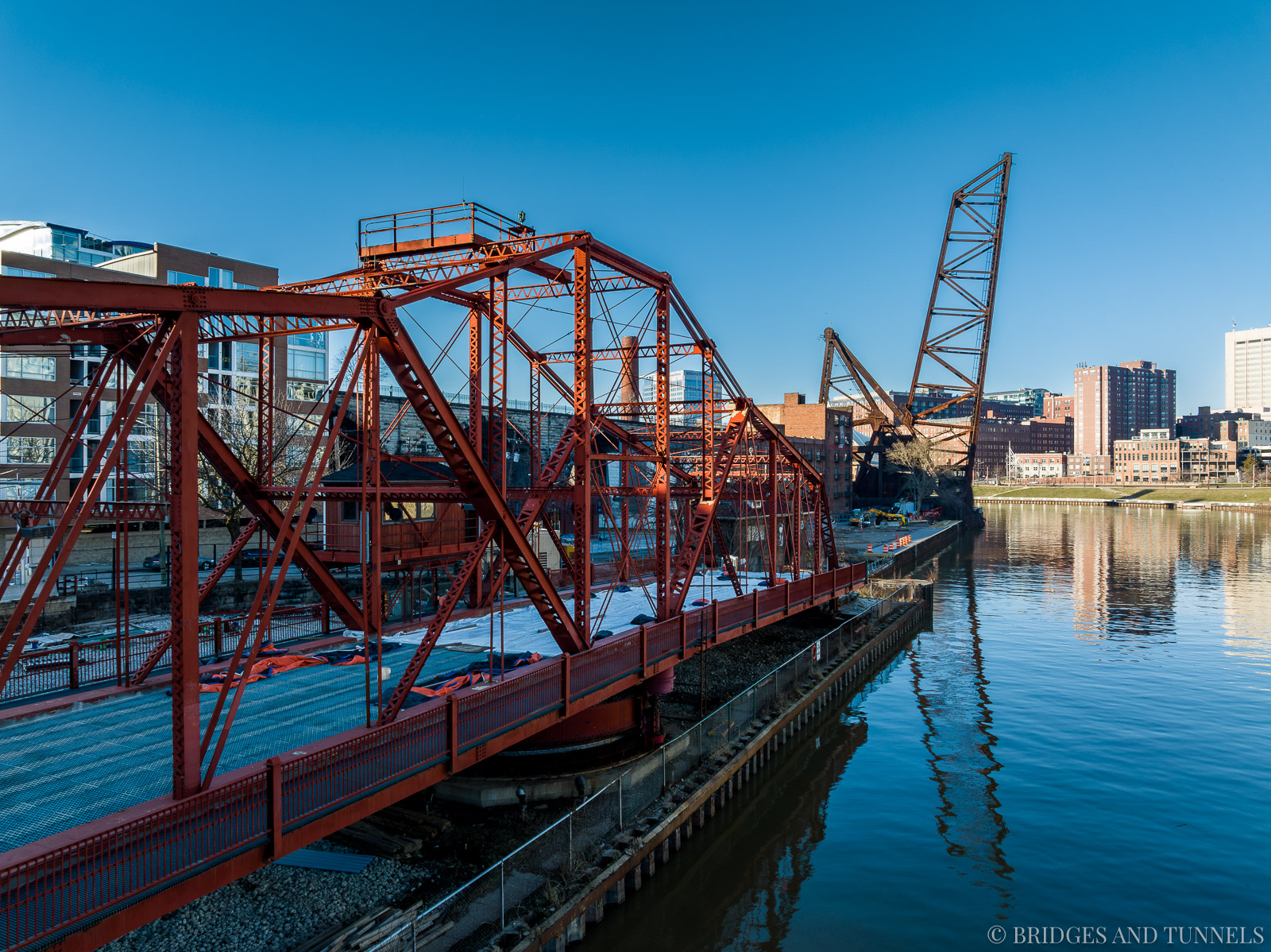 Center Street Bridge - Bridges and Tunnels