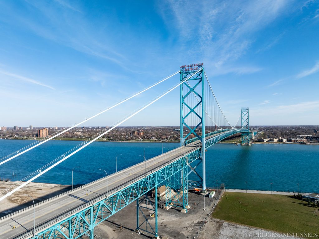 Ambassador Bridge - Bridges and Tunnels