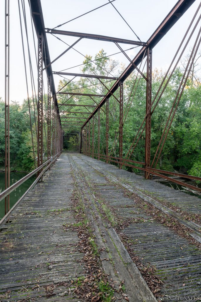 Hendricks Ford Road Bridge - Bridges and Tunnels